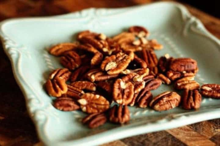 How To Toast Nuts In The Microwave (Small Batch Roasted Nuts!)