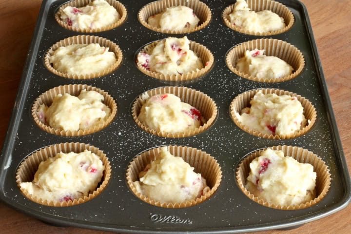 Mixed Berry Muffins Recipe (Customizable!)