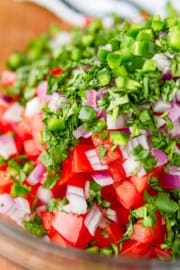 5-Ingredient Recipe For Salsa With Fresh Tomatoes