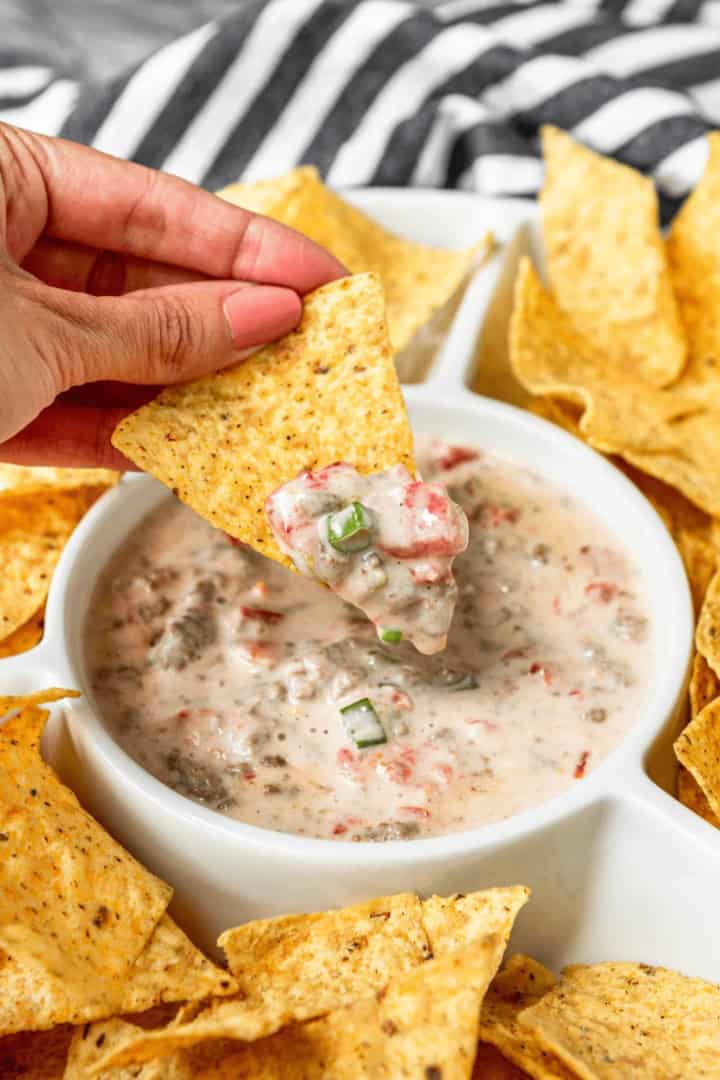 elveeta Queso Recipe with Beef & Rotel (4 Ingredients!)