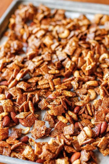 Easy 15-Minute Gingerbread Chex Mix Recipe