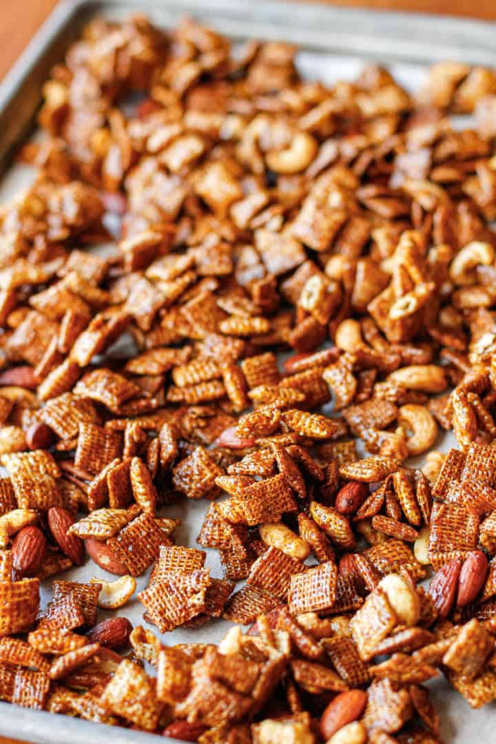 Easy 15-Minute Gingerbread Chex Mix Recipe