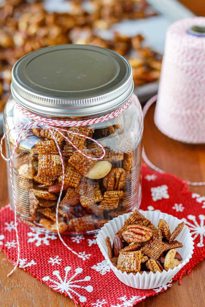 Easy 15-Minute Gingerbread Chex Mix Recipe