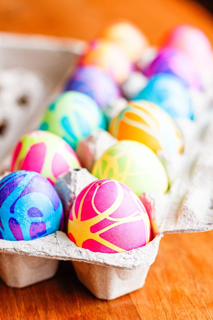 How To Color Easter Eggs With Rubber Cement