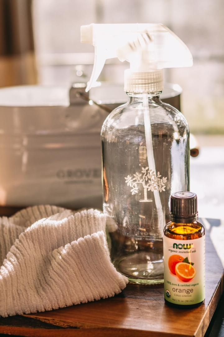 The BEST Homemade Glass Cleaner Recipe