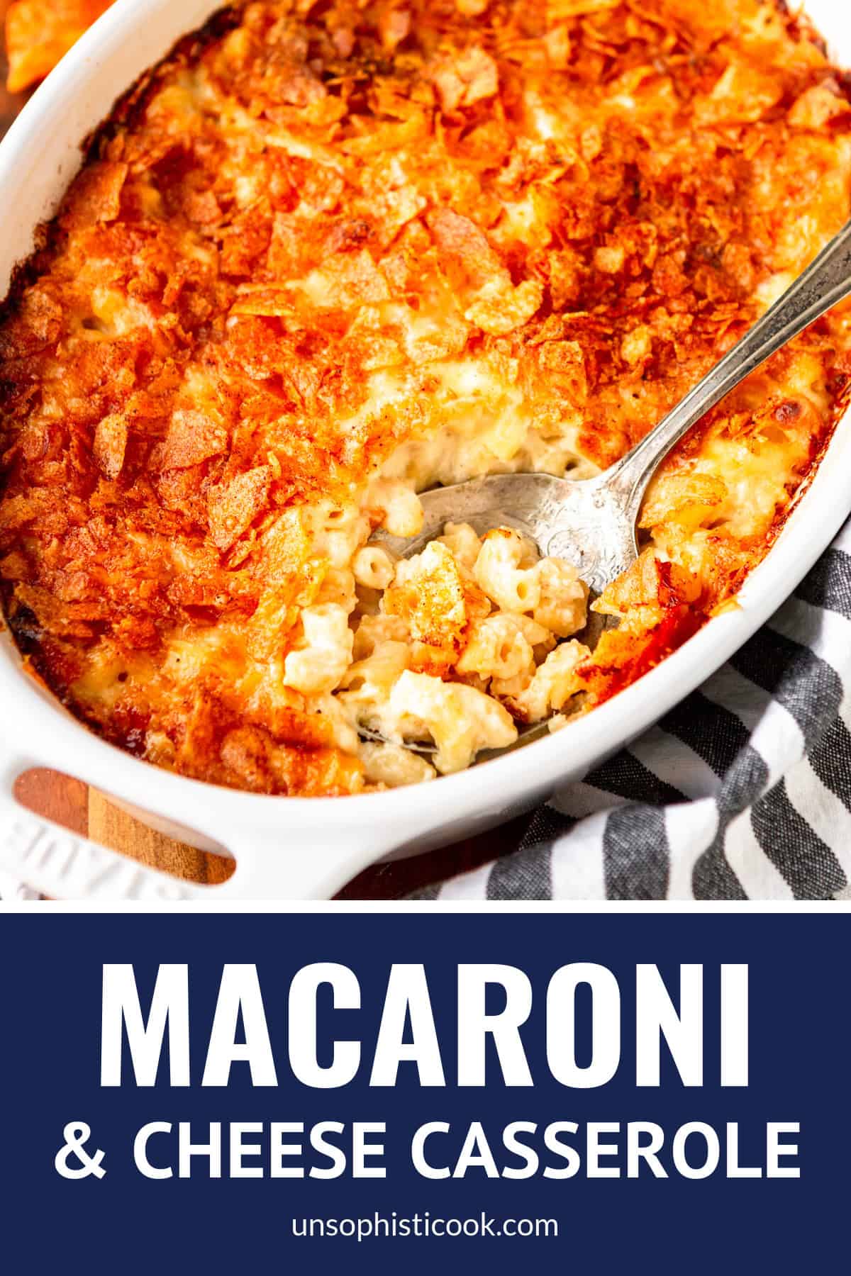 Easy Baked Macaroni and Cheese Casserole