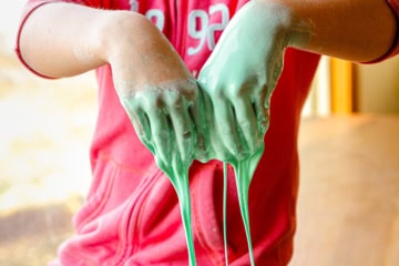 2-Ingredient Oobleck Recipe (How To Make Oobleck)